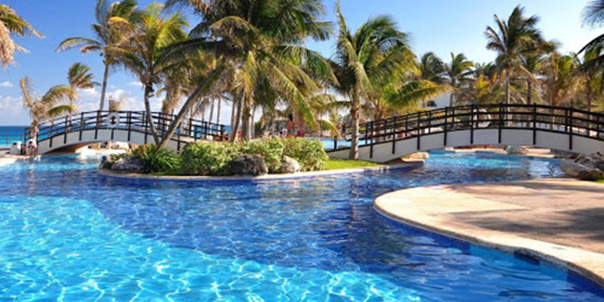 Cancun Spring Break Hotel | StudentCity